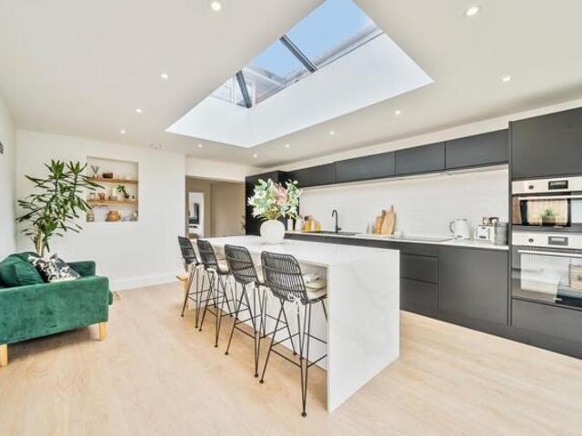 For Sale 3 Bedroom House Tewkesbury Gloucestershire DLS100615113