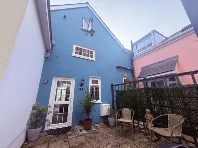 For Sale 3 Bedroom House Tenby Pembrokeshire DLS101996238