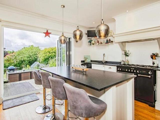 For Sale 3 Bedroom House Tenby Pembrokeshire DS100855056