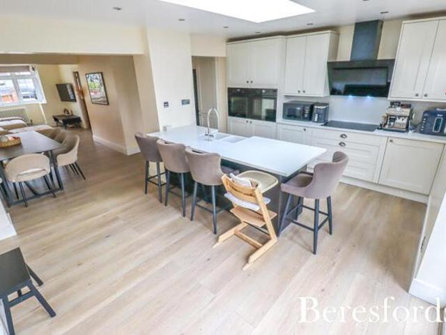 For Sale 3 Bedroom House Thurrockc Greater London DS101119424