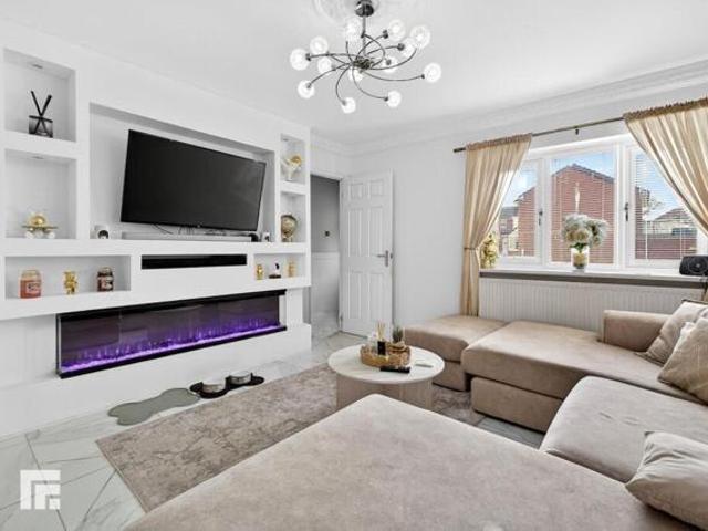 For Sale 3 Bedroom House The Vale Of Glamorgan The Vale Of Glamorgan DLS101955466