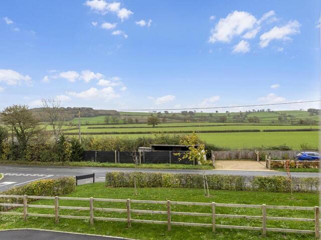 For Sale 3 Bedroom House Thornford Thornford DLS99926262