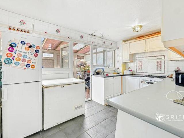 For Sale 3 Bedroom House Tilbury Thurrock DLS99092426