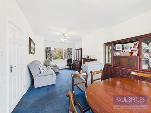 For Sale 3 Bedroom House Trafford Trafford DLS98903525