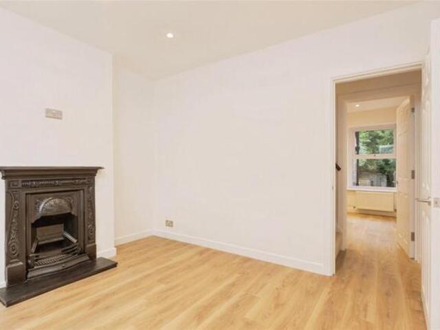 For Sale 3 Bedroom House Tunbridge Wells Kent DS99571786