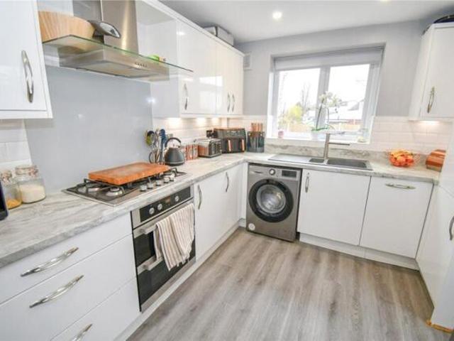 For Sale 3 Bedroom House Upton Cheshire DS98118632