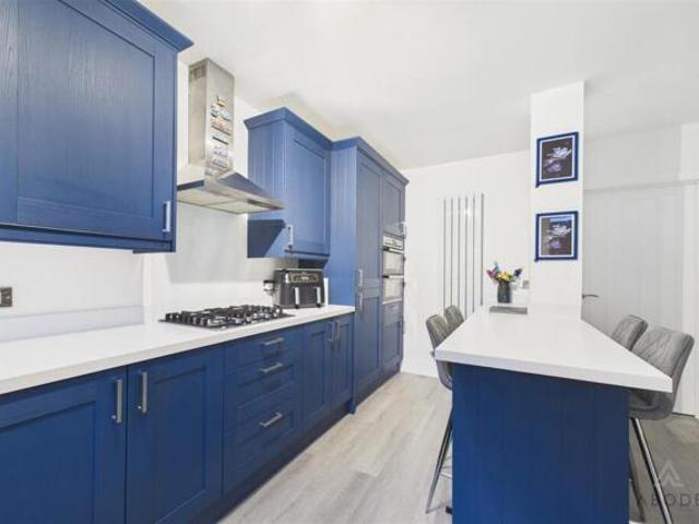 For Sale 3 Bedroom House Uttoxeter Staffordshire DS100398362