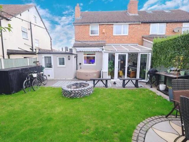 For Sale 3 Bedroom House Vicars Cross Cheshire DS101678358