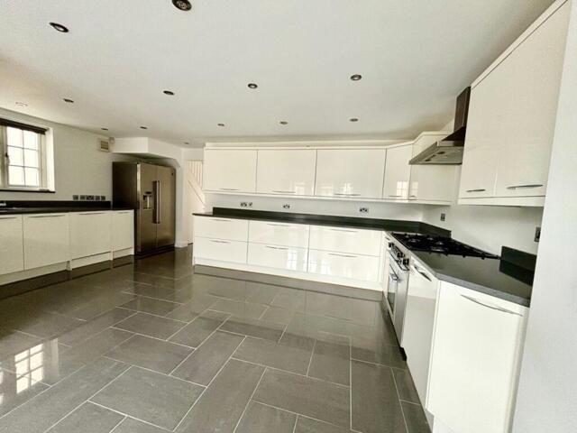 For Sale 3 Bedroom House Virginia Water Surrey DLS99475958