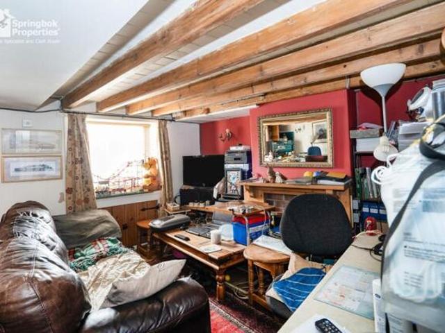 For Sale 3 Bedroom House Yorkshire Yorkshire DLS98864665