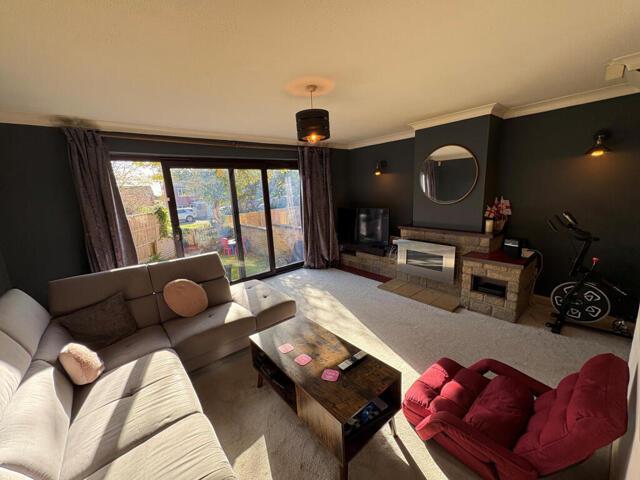 For Sale 3 Bedroom House Yeovil Somerset DLS100132671