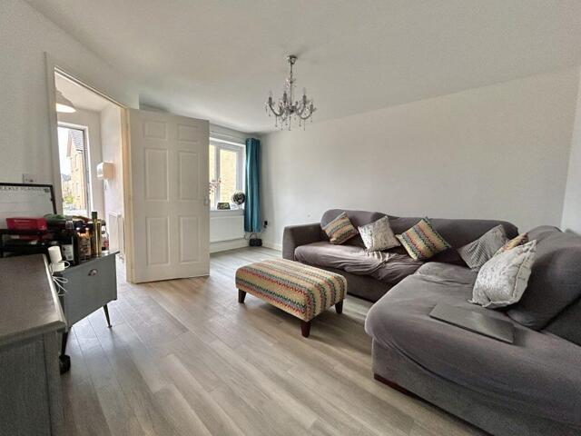 For Sale 3 Bedroom House Yeovil Somerset DLS101678311