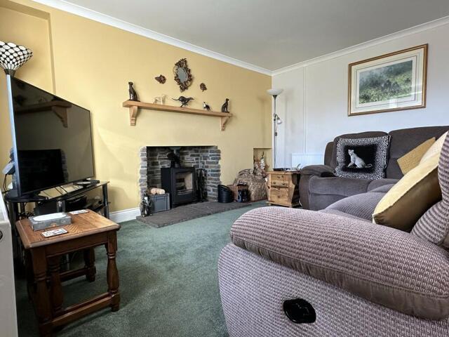 For Sale 3 Bedroom House Ystradowen Ystradowen DLS100023815