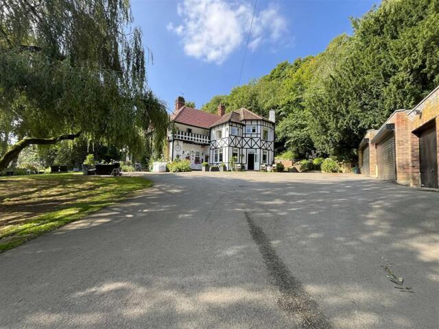 For Sale 3 Bedroom Shared Living/roommate North Yorkshire Darlington DS100614999
