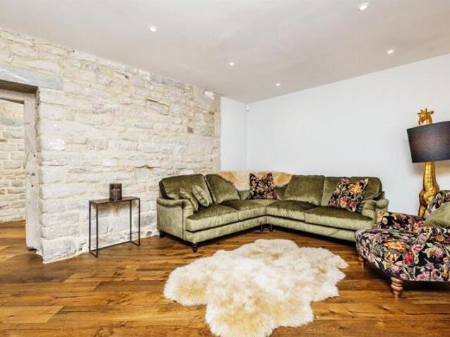 For Sale 3 Bedroom Shared Living/roommate North Yorkshire North Yorkshire DS99436605