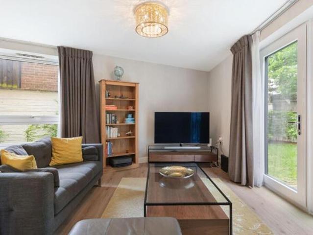 For Sale 3 Bedroom Shared Living/roommate Ashford Surrey DS100456739