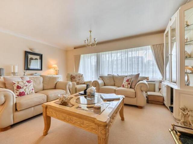 For Sale 3 Bedroom Shared Living/roommate Barnet Greater London DLS101777635