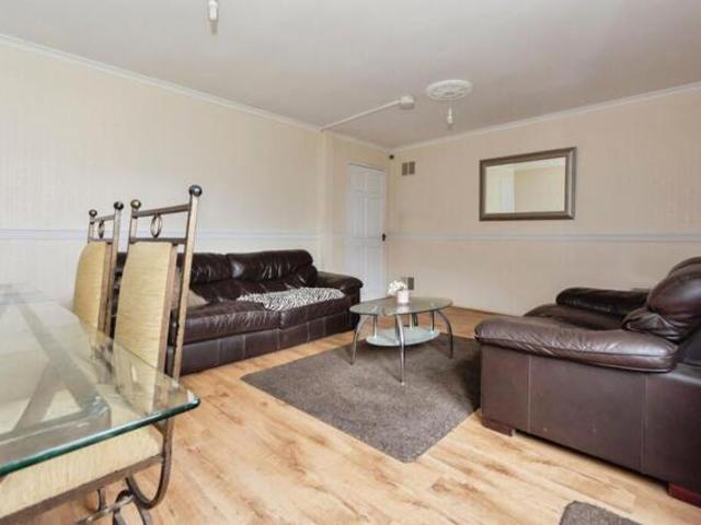 For Sale 3 Bedroom Shared Living/roommate Birmingham Birmingham DS98718453