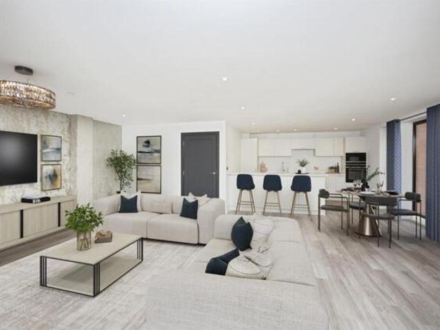 For Sale 3 Bedroom Shared Living/roommate Birmingham West Midlands DS101931661