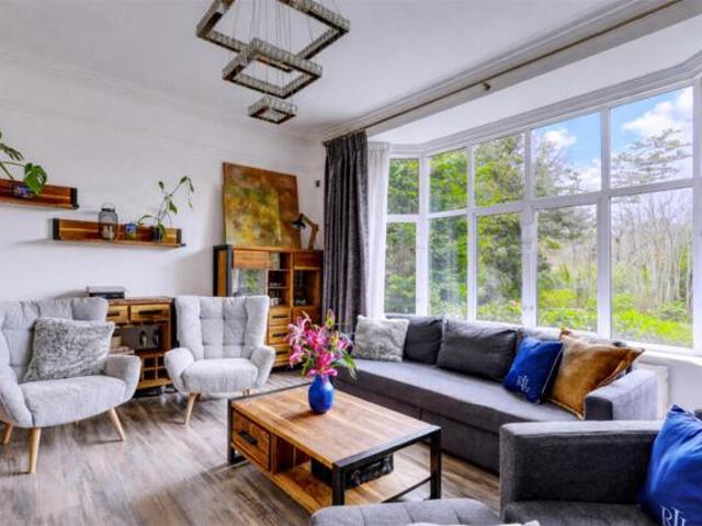 For Sale 3 Bedroom Shared Living/roommate Bournemouth Bournemouth DLS101200127