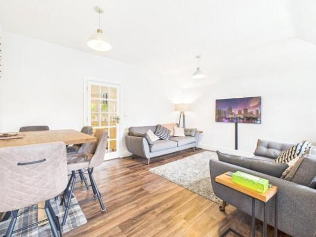 For Sale 3 Bedroom Shared Living/roommate Bournemouth Dorset DS99437063