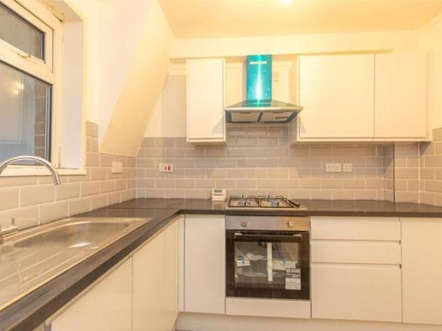 For Sale 3 Bedroom Shared Living/roommate Bristol City Of Bristol DLS99029017