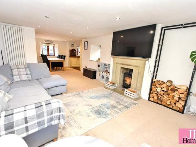 For Sale 3 Bedroom Shared Living/roommate Cumbria Cumbria DS100953412