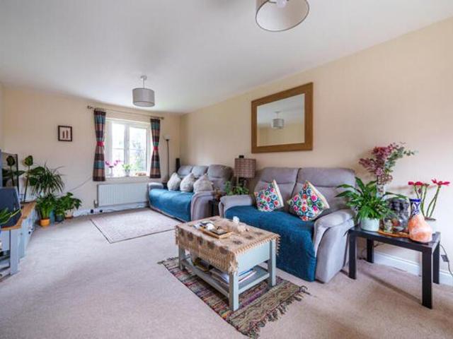 For Sale 3 Bedroom Shared Living/roommate Compton Devon DS101677714