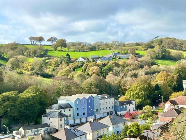 For Sale 3 Bedroom Shared Living/roommate Cornwell Cornwall DLS100158597