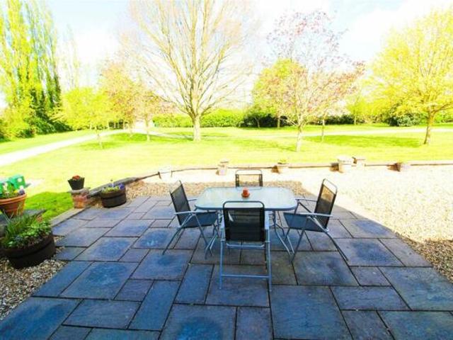 For Sale 3 Bedroom Shared Living/roommate Gainsborough Lincolnshire DLS100953574