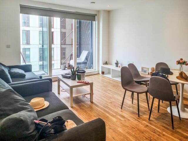For Sale 3 Bedroom Shared Living/roommate Gillingham Dorset DS98903320