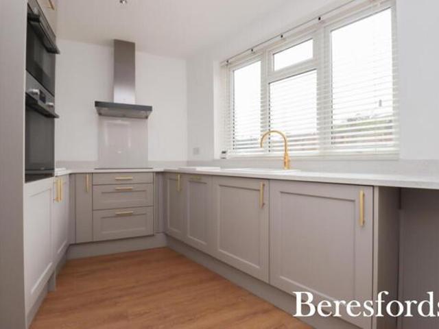 For Sale 3 Bedroom Shared Living/roommate Greater London Greater London DLS101119259