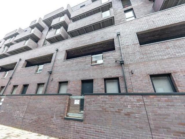 For Sale 3 Bedroom Shared Living/roommate Greater Manchester Greater Manchester DLS101060309