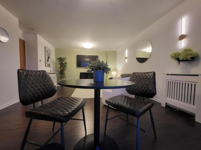 For Sale 3 Bedroom Shared Living/roommate Hulme Hulme DS100733773