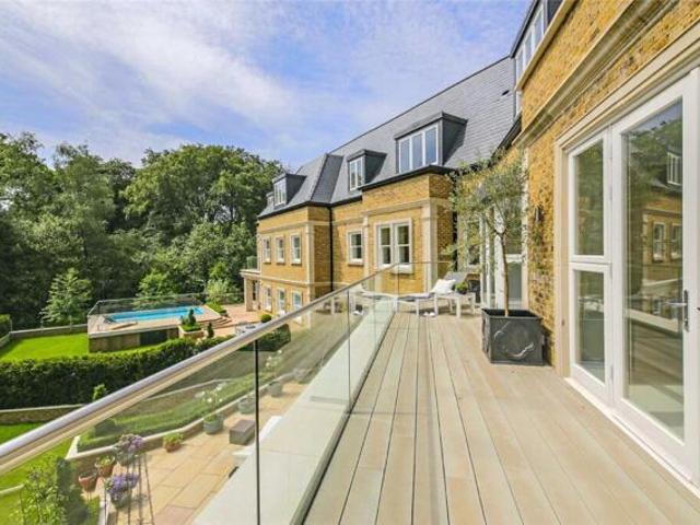 For Sale 3 Bedroom Shared Living/roommate Hadley Wood Greater London DLS101316196