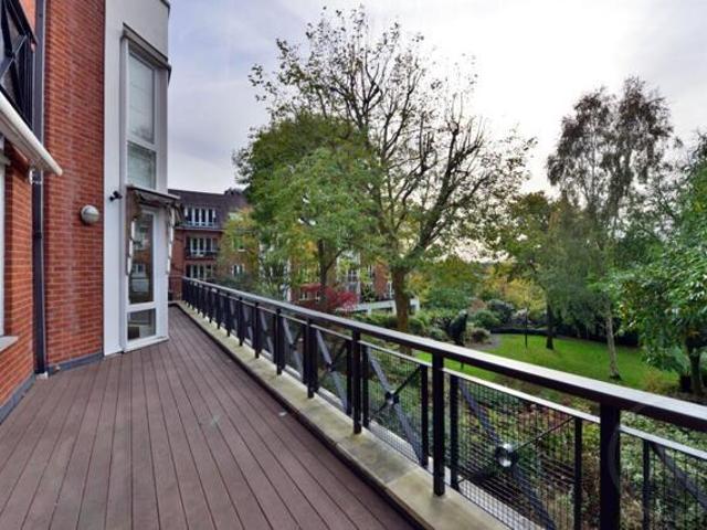 For Sale 3 Bedroom Shared Living/roommate Hampstead Great London DS98687569