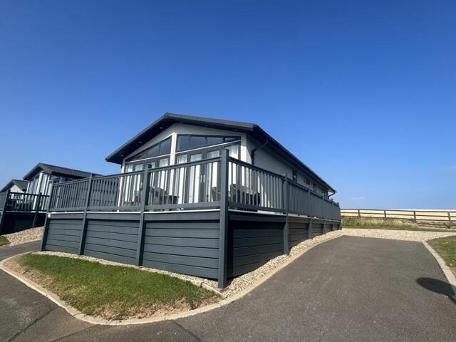 For Sale 3 Bedroom Shared Living/roommate Hartlepool County Durham DS101675391