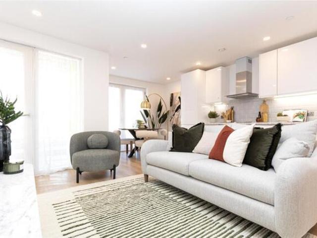 For Sale 3 Bedroom Shared Living/roommate Hove Brighton And Hove DS98765670