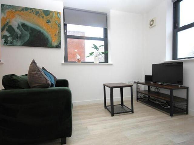 For Sale 3 Bedroom Shared Living/roommate Lancs Lancashire DS99475785