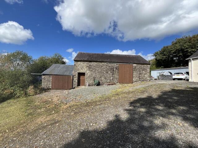 For Sale 3 Bedroom Shared Living/roommate Llanwrda Carmarthenshire DS100426672