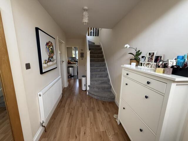 For Sale 3 Bedroom Shared Living/roommate London Greater London DLS100023964