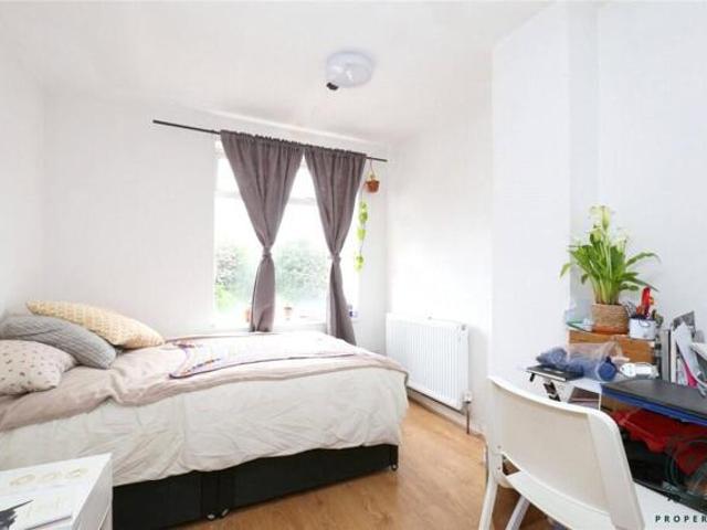 For Sale 3 Bedroom Shared Living/roommate London Greater London DLS100240842