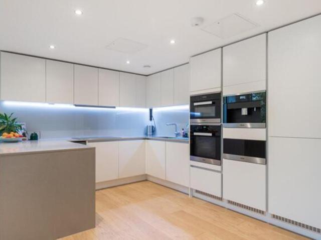 For Sale 3 Bedroom Shared Living/roommate London Greater London DLS101678134