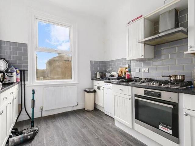 For Sale 3 Bedroom Shared Living/roommate London Greater London DS100786823