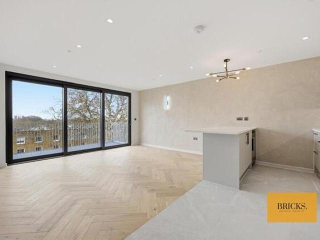 For Sale 3 Bedroom Shared Living/roommate Londres Great London DS101797107
