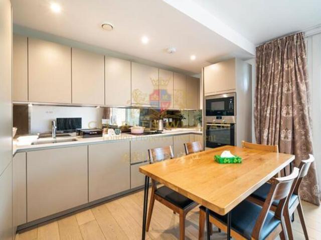 For Sale 3 Bedroom Shared Living/roommate Londres Great London DS98930133