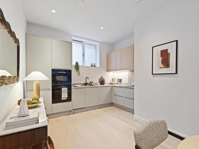 For Sale 3 Bedroom Shared Living/roommate Londres Greater London DLS98801040