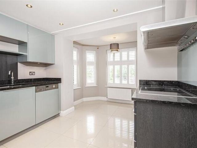 For Sale 3 Bedroom Shared Living/roommate Londres Greater London DLS99895431