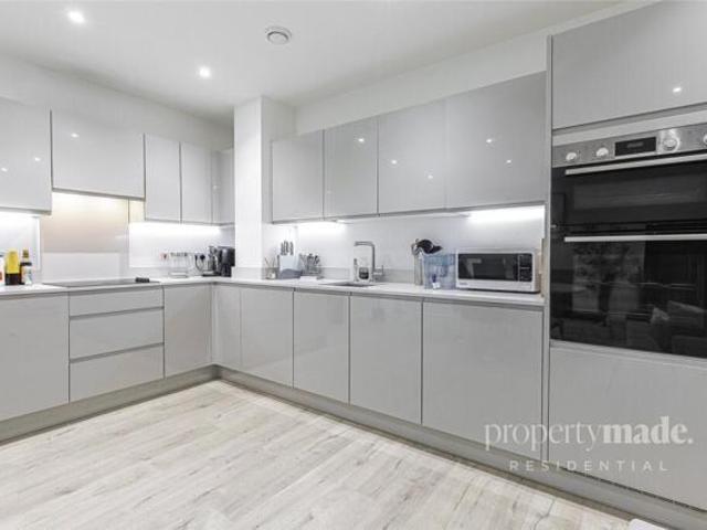 For Sale 3 Bedroom Shared Living/roommate Londres Greater London DS100684847