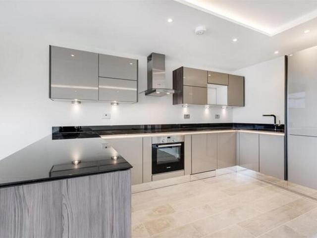 For Sale 3 Bedroom Shared Living/roommate Londres Greater London DS101676137